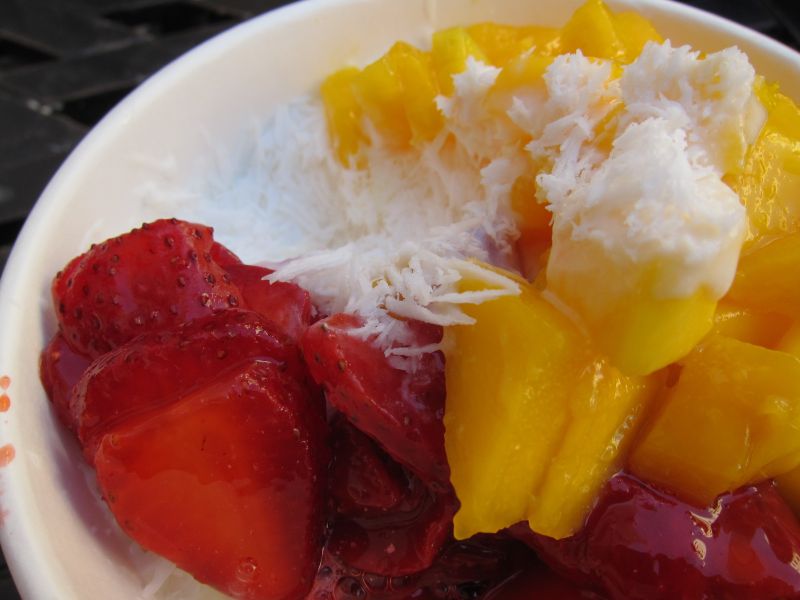 Local Review: Trendspotting? Fluff Ice