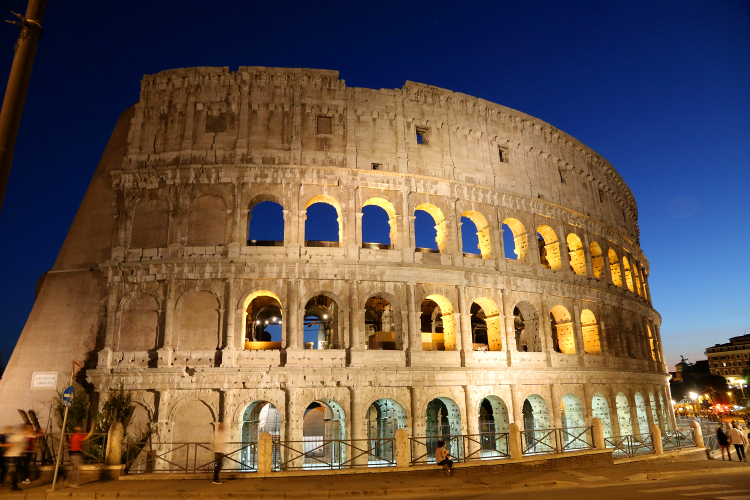 Fotoreportaže iz potovanj. Svet kot ga vidim.: Dan v Rimu: Rimski Forum ...