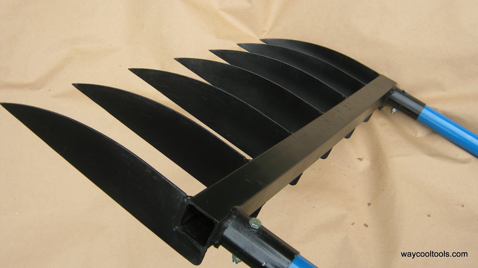 Gardening and beyond... with WayCoolTools.com: Broadfork: made in the USA