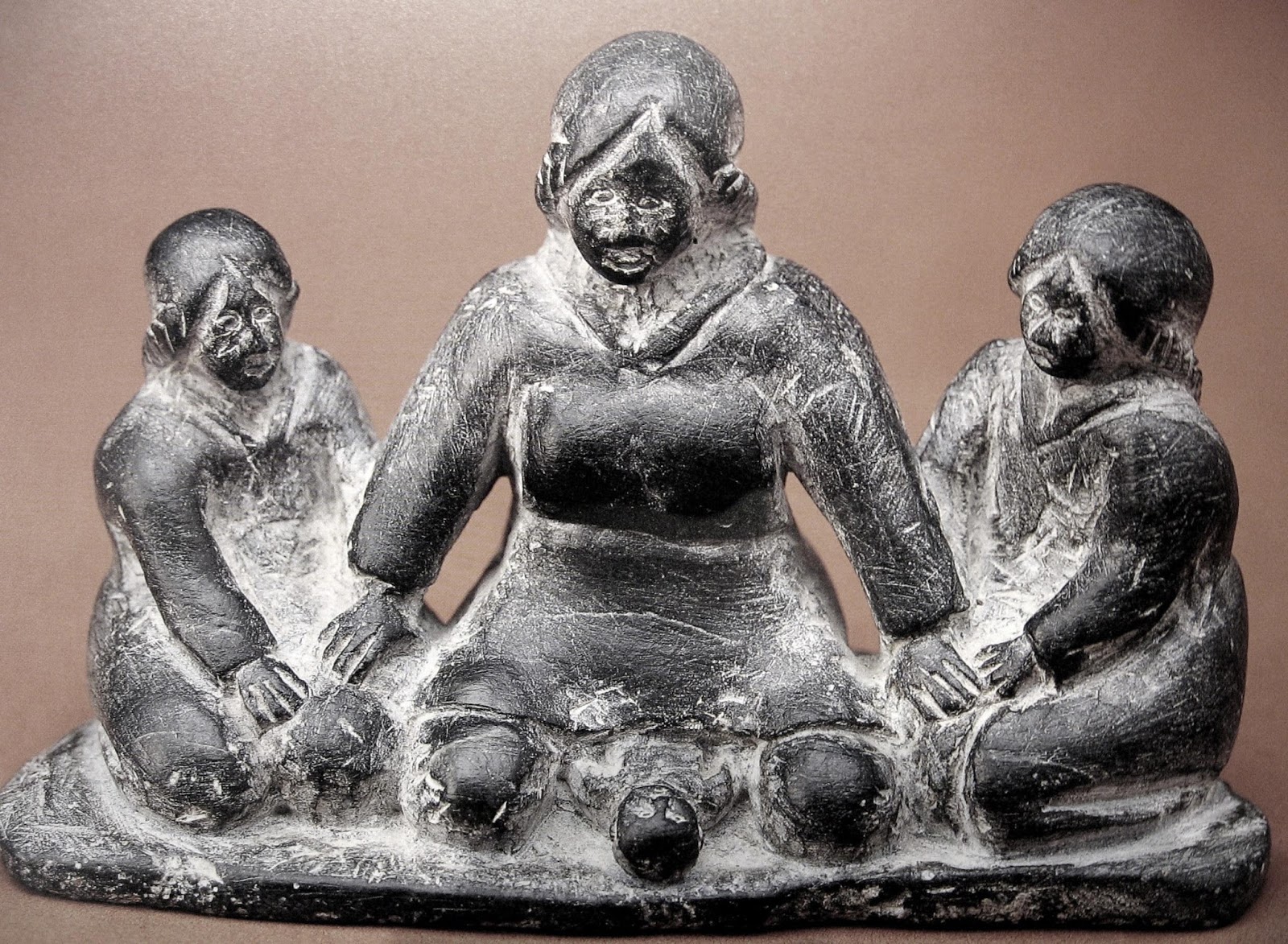 The Well-Rounded Mama: Supporting Women's Natural Pushing Instincts