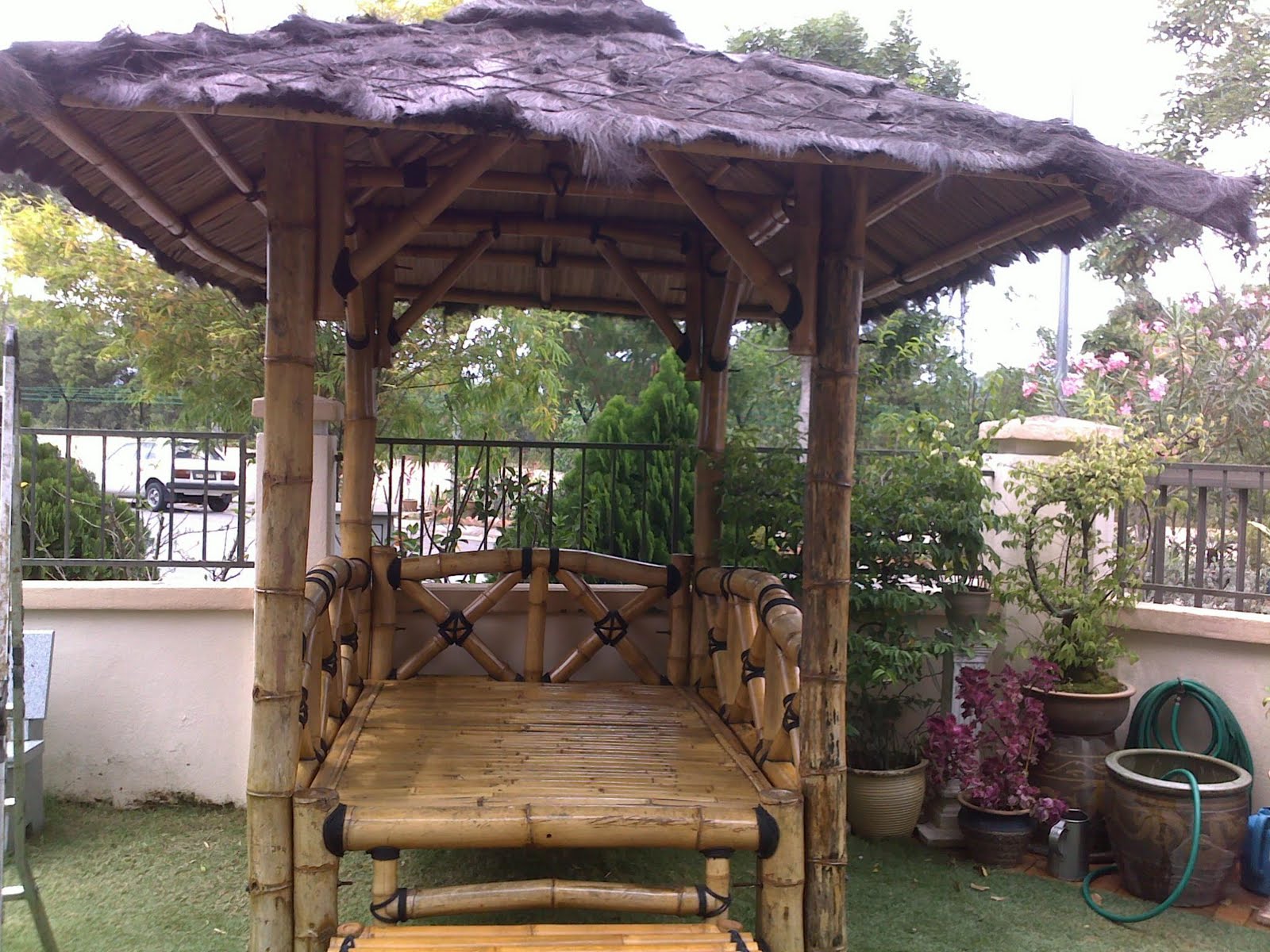 Gazebo, Pagola, Perabot Jati & Simen Fero