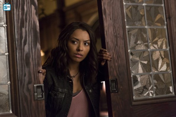 THE VAMPIRE DIARIES - Immagini promozionali 7x05 "Live Through This ...
