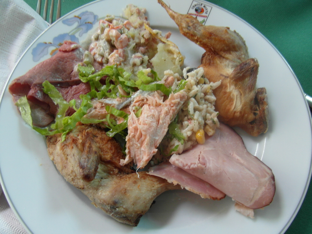 A-Schnitzel-and-a-glass-of wine: Celebrating with the French Foreign Legion