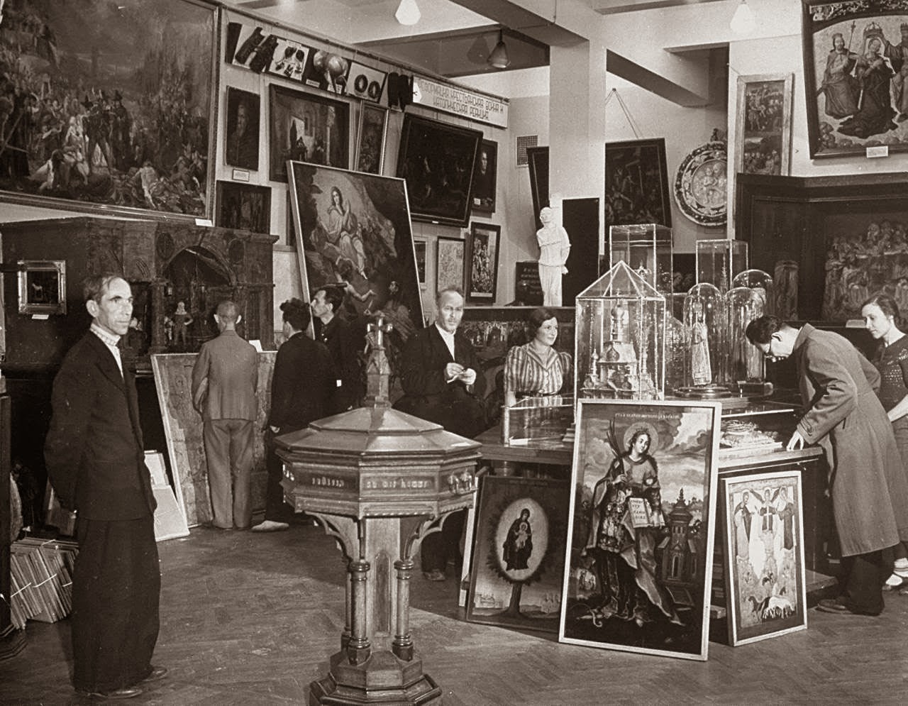 21 Vintage Pictures Capture Everyday Life of the USSR in the 1930 and ...