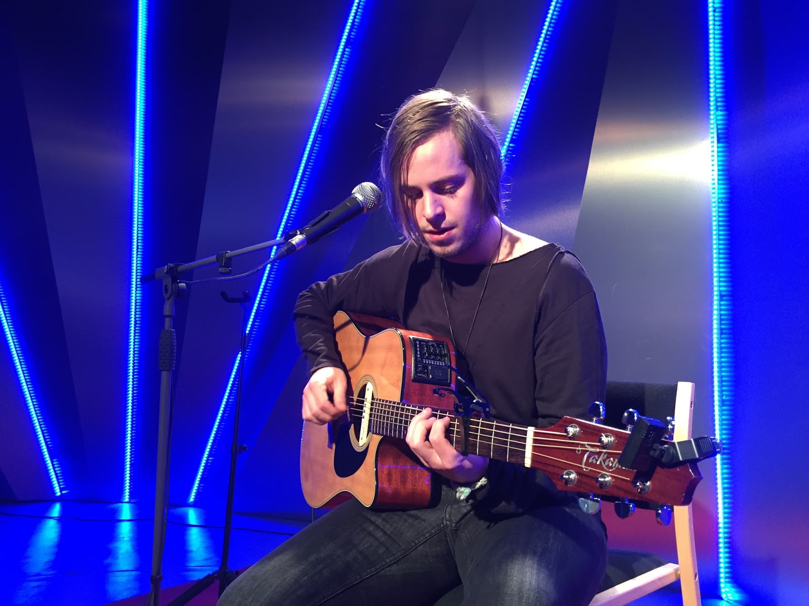 EUROVISION ADDICT: Mick Pedaja: "Seis" is about feelings and fears