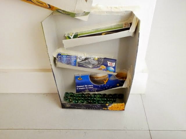 STUDIO PAPERMINTIES: Homemade Toy - Cereal Box Marble Run