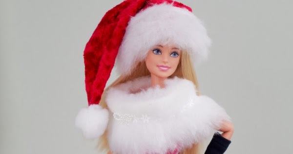 Plastic Dreams Dolls :: Barbie et miniatures: Shooting: Santa Girl ...