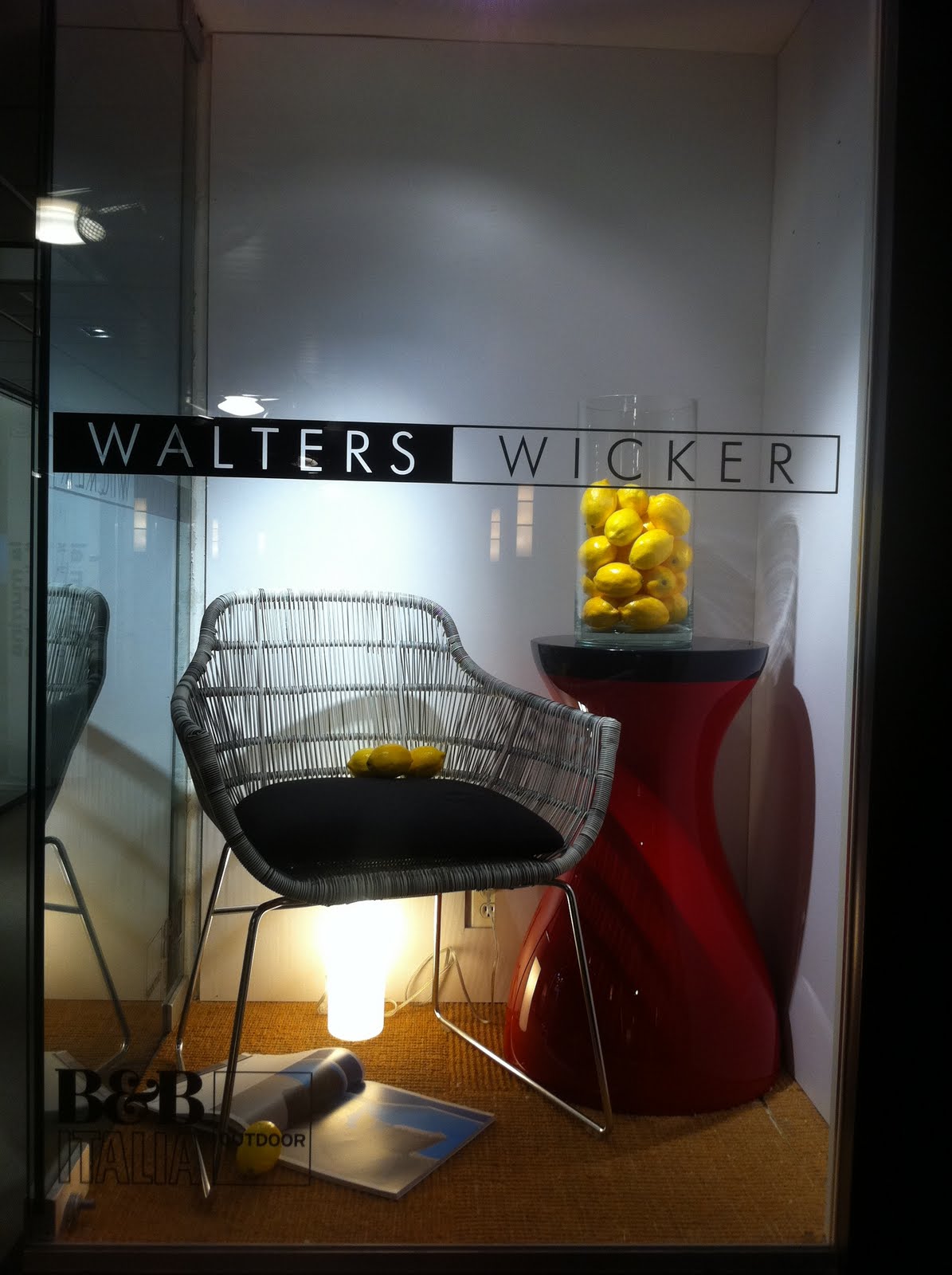 Walters NYC Blog: New Window Display