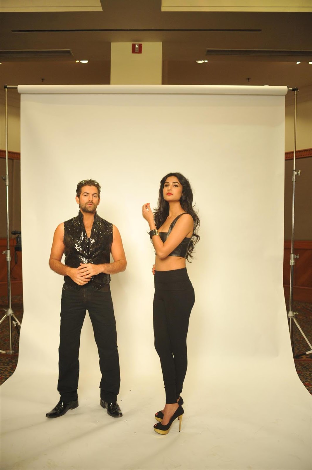 Sonla Chauhan and Neil Nitin Mukesh 3G Movie Promotion Photoshoot ...