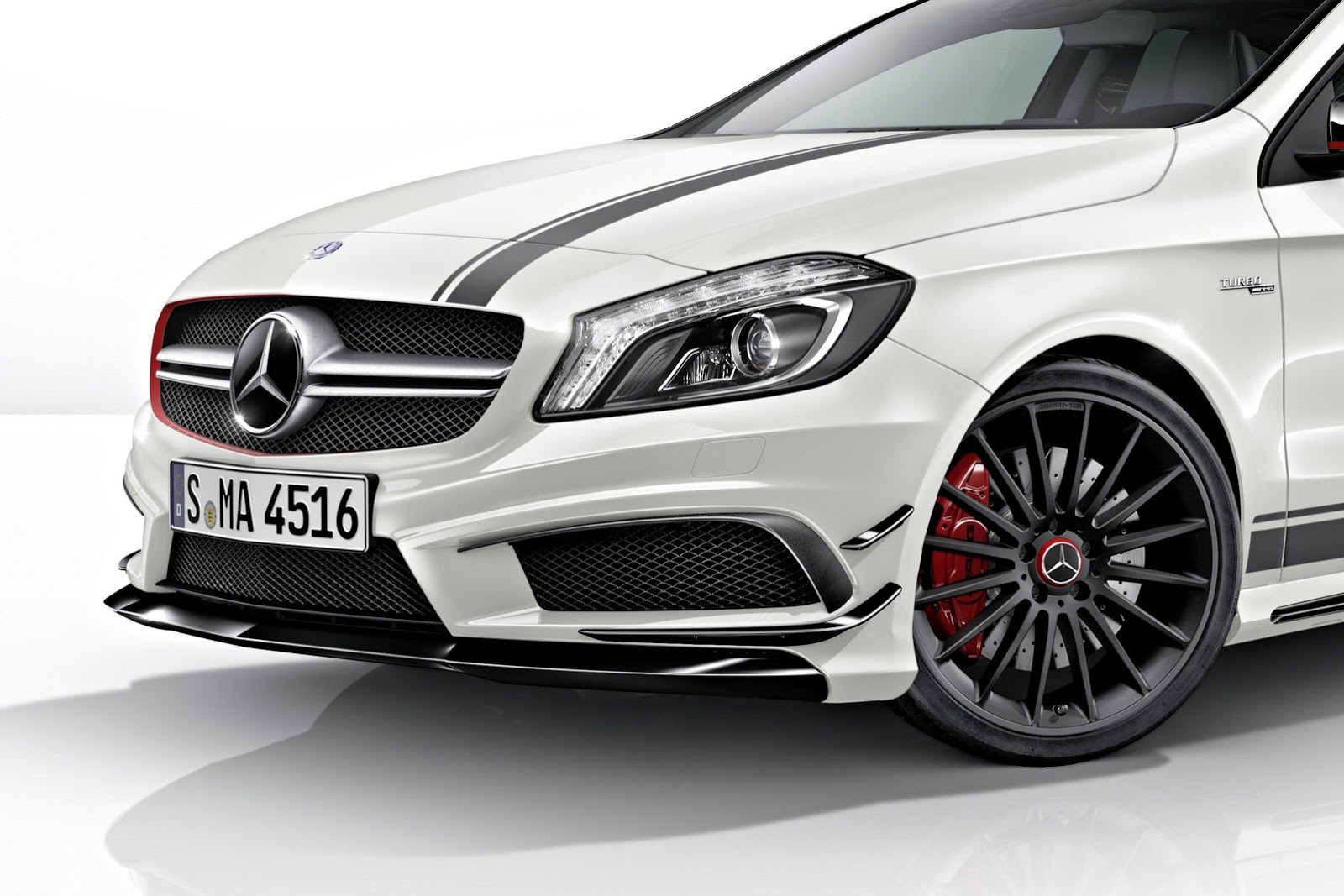 Nancys Car Designs: New Mercedes-Benz A45 AMG Edition 1