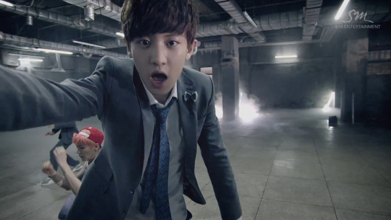 Star The World: Exo Growl