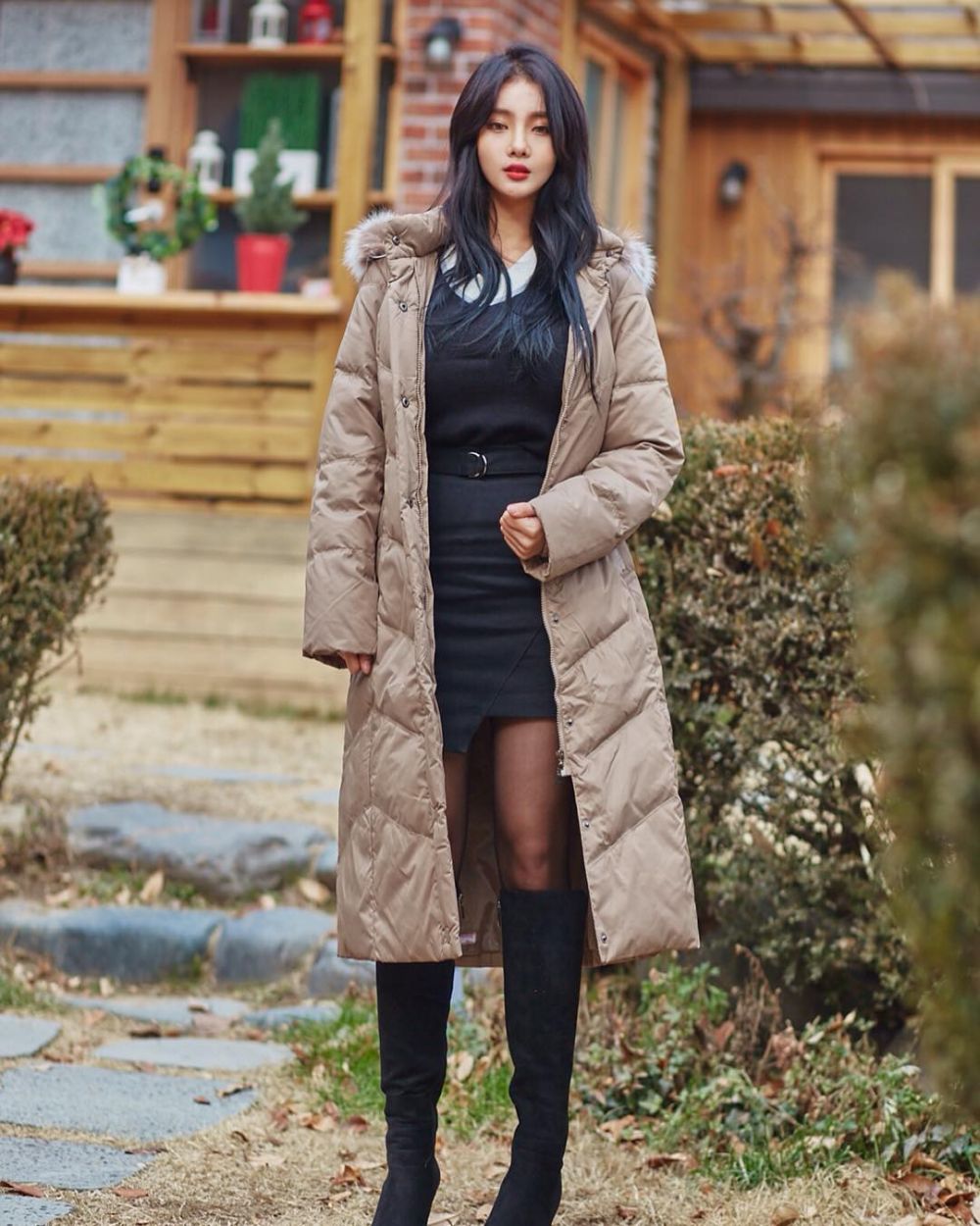 10 Foto Ji-seong, model Negeri Ginseng yang bikin cowok salah fokus ...