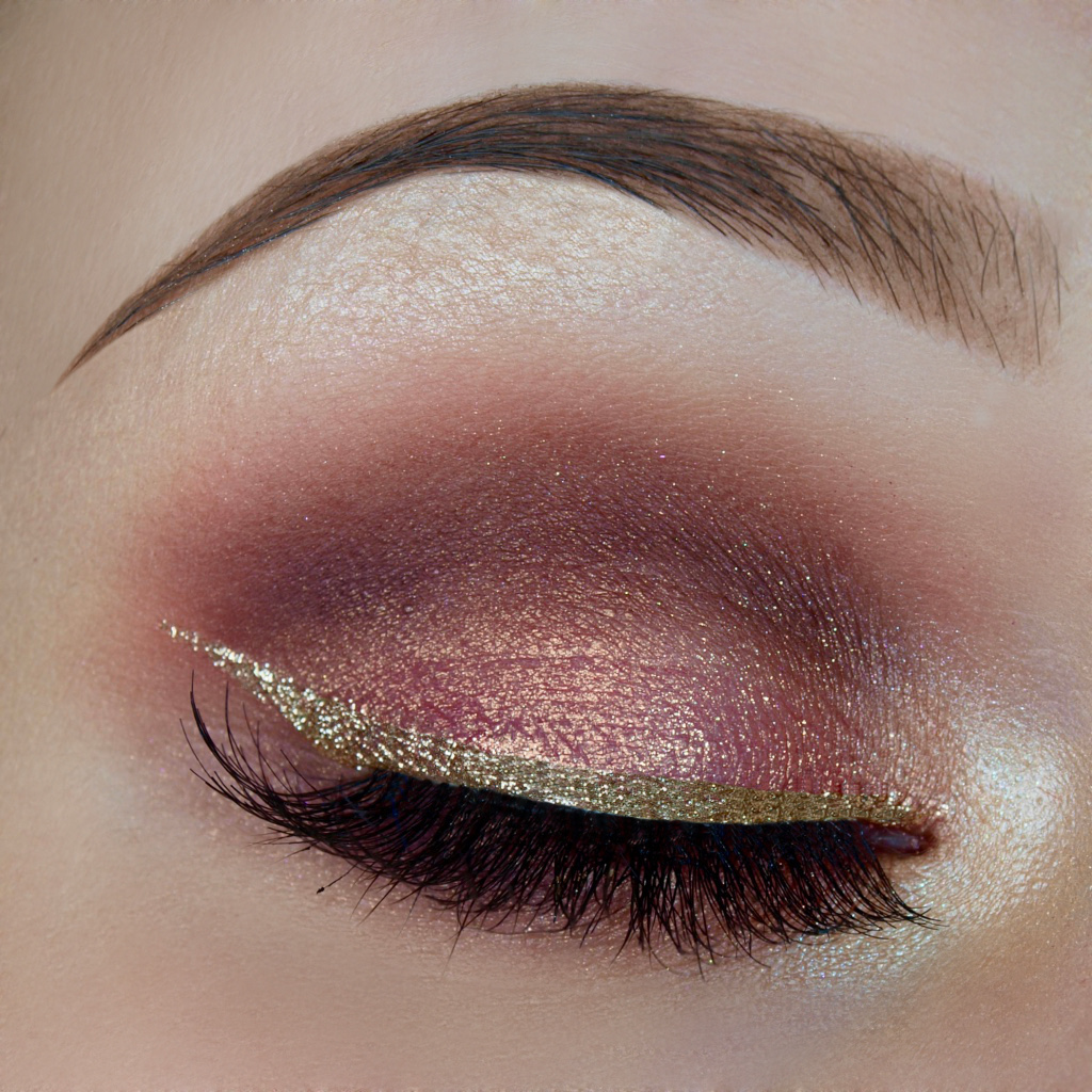Christmas Rose Gold Eye look - Michelle Morchella