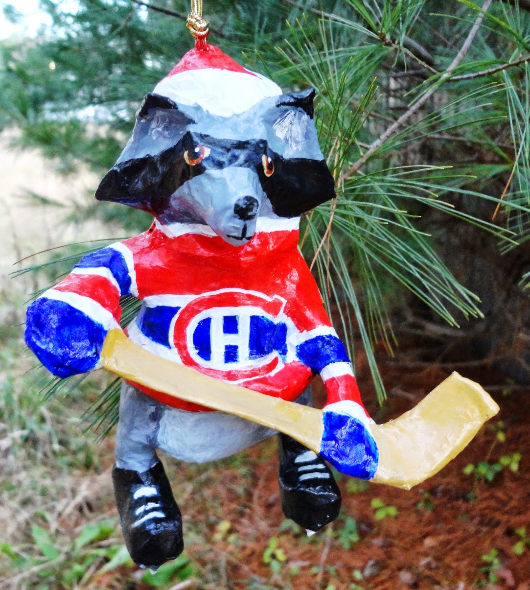 Susan Paczek's Studio: Hockey Raccoons