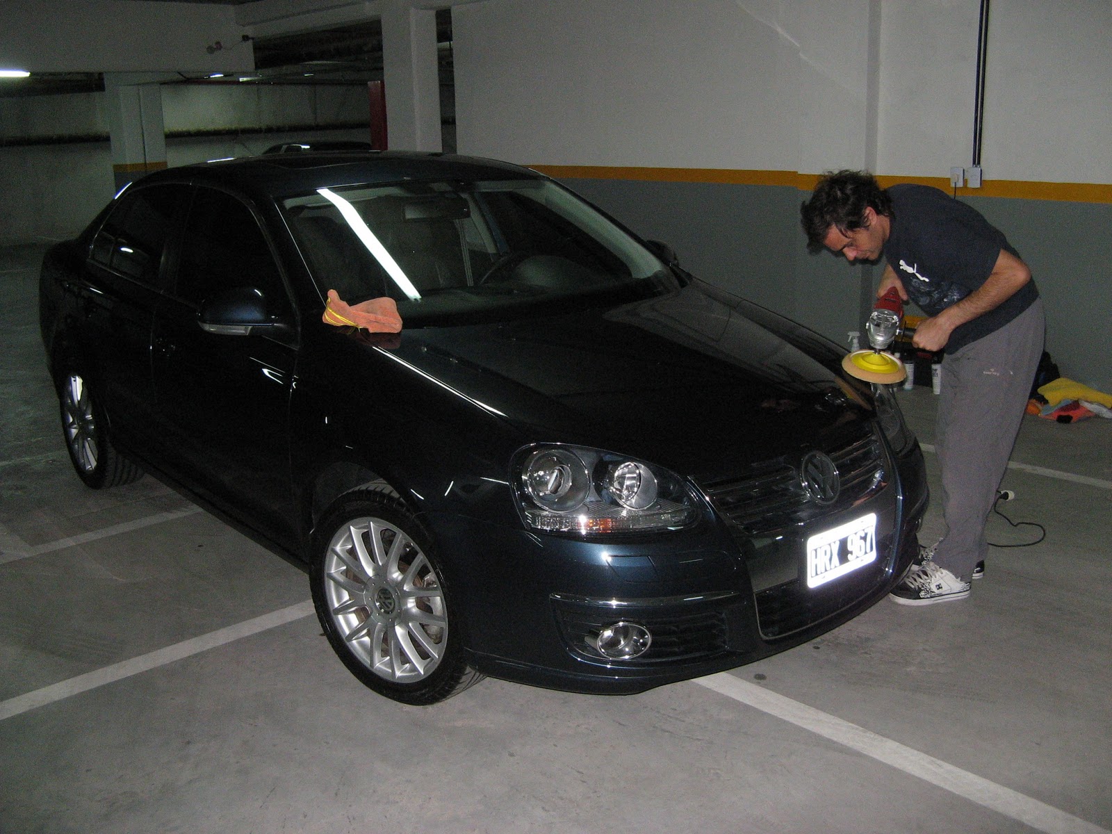 Mayori Car Detailing: Volkswagen Vento 2.0T Azul Grafito