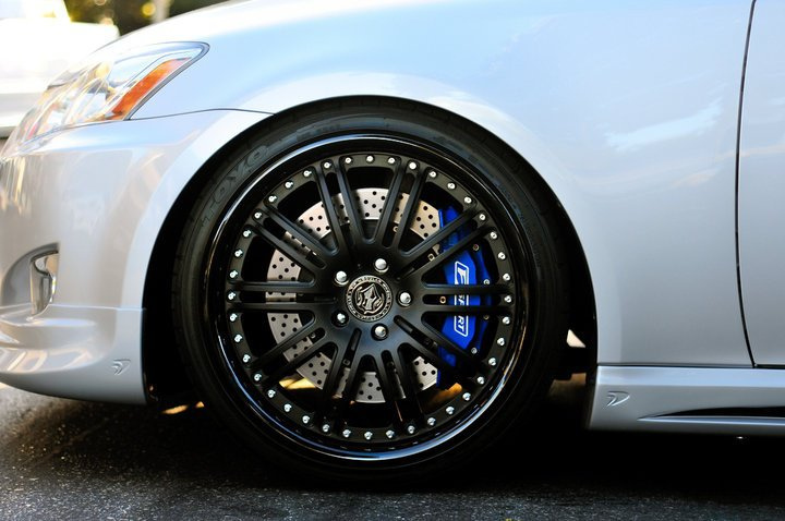 Motor Roar: Hottest Lexus Collection - VIP Modular Wheels