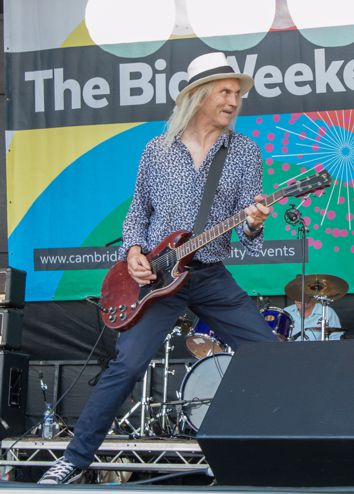 Zona Rock Dan Metal : KIMBERLEY REW