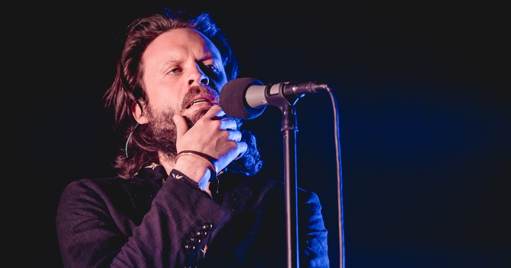 Confira as primeiras canções liberadas do novo álbum de Father John Misty