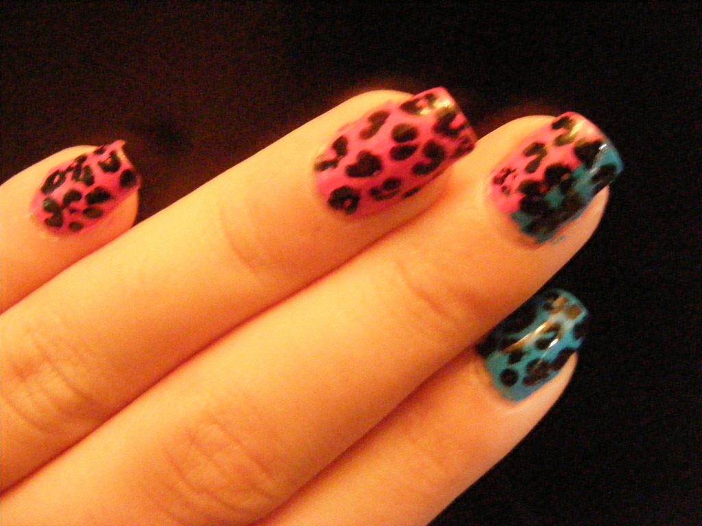 Rainy days to do list: Pimp your nails.