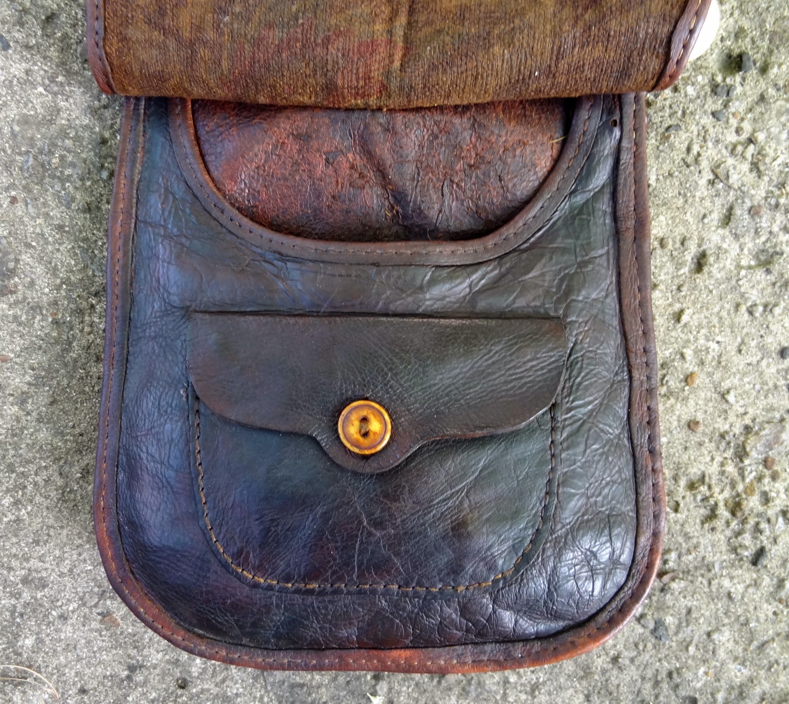 Contemporary Makers: Hunting Pouch by Jerry Rice with Scott Sibley ...