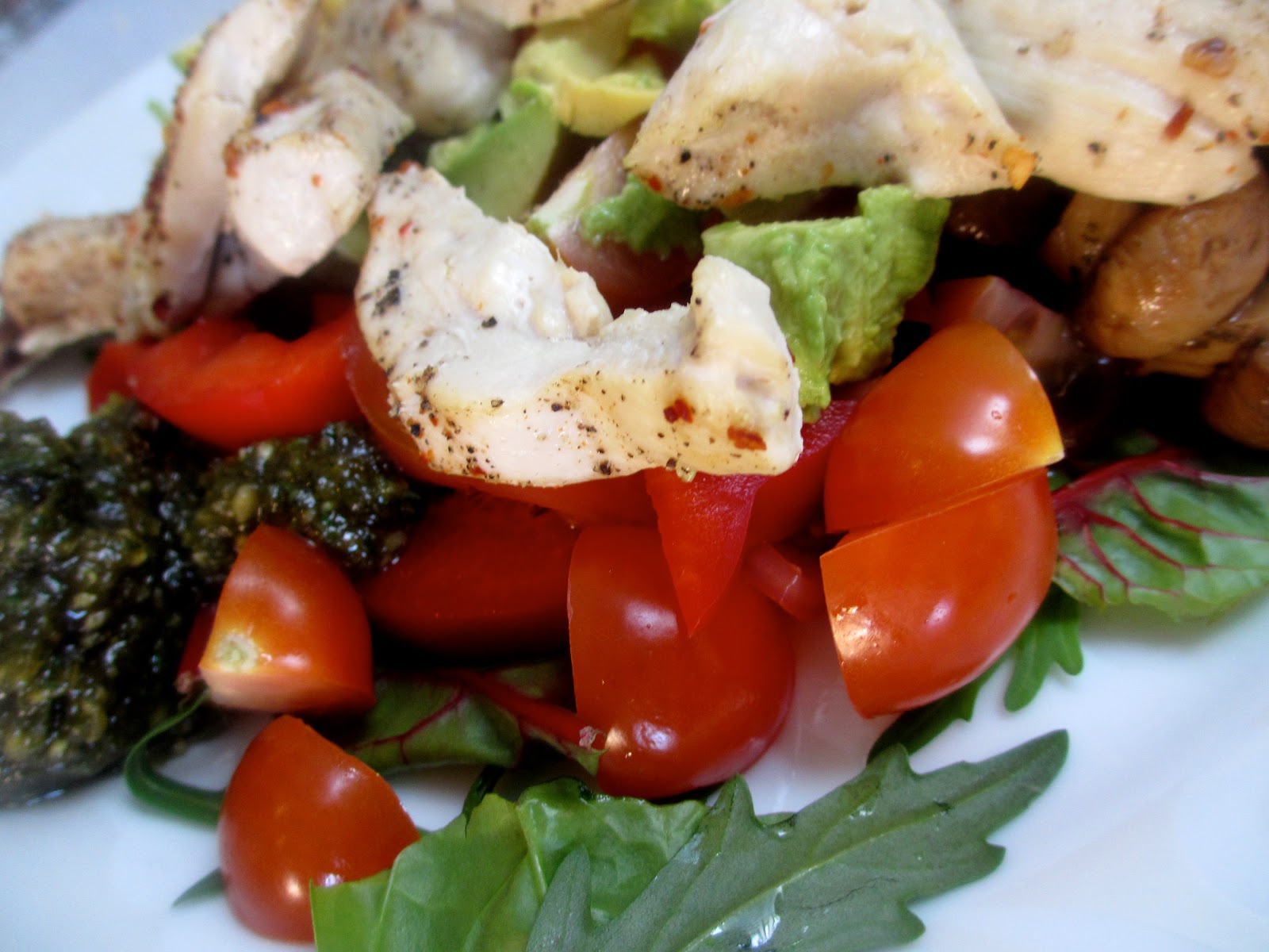 Heitmat: Kyllingsalat med pesto