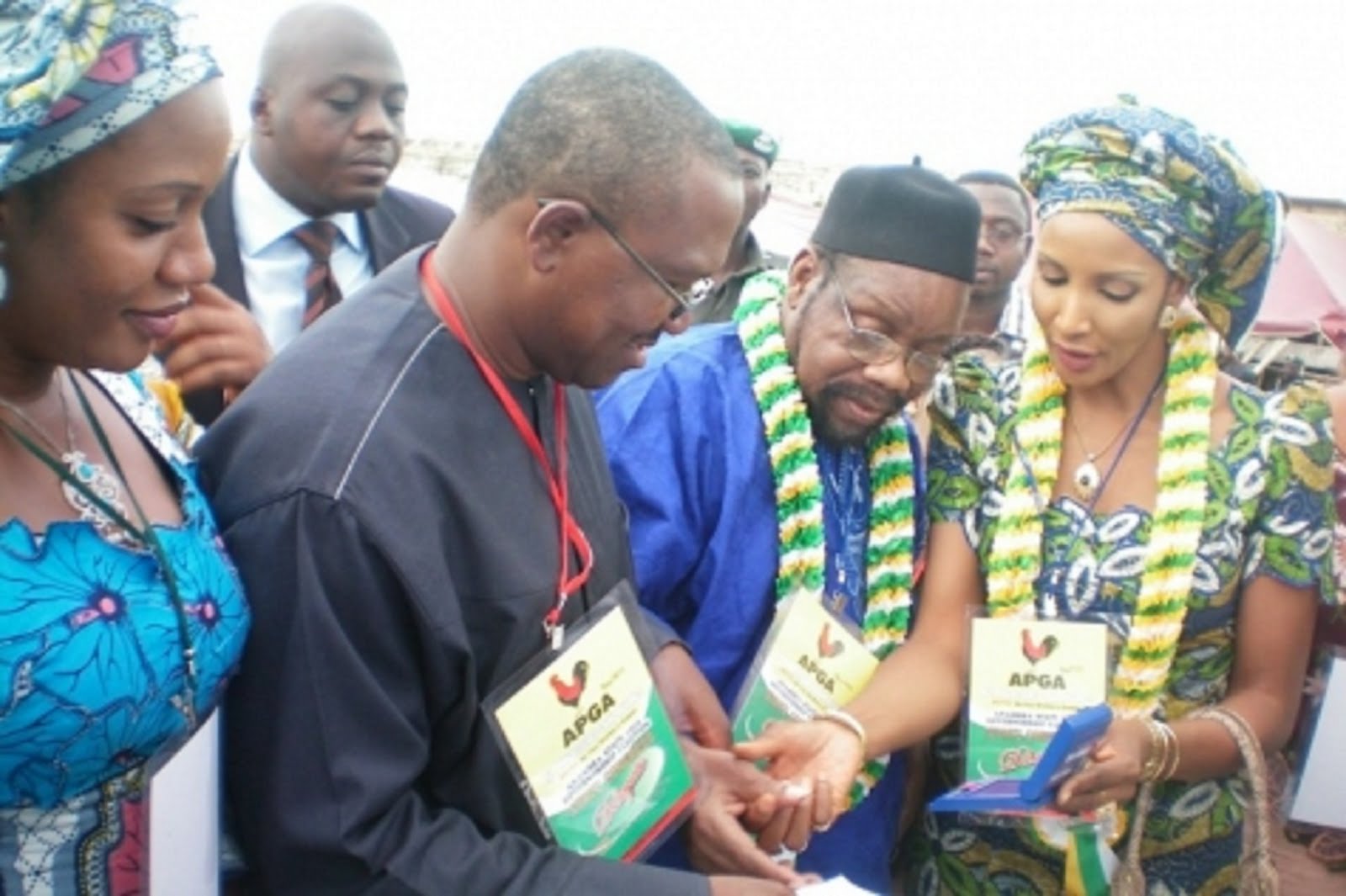 SHOLA ADEBOWALE.com: OJUKWU AND I: Tribute to Dim Chukwuemeka Odumegwu ...