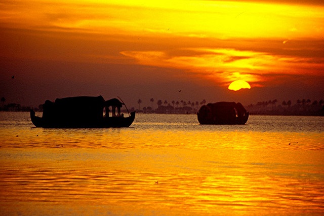 20 Places To See Stunning Sunrise & Sunsets in India