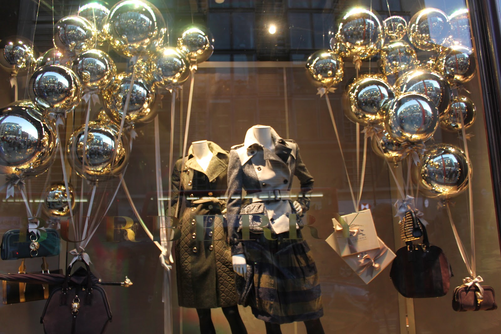 Visual Merchandising: Burberry - December 2012