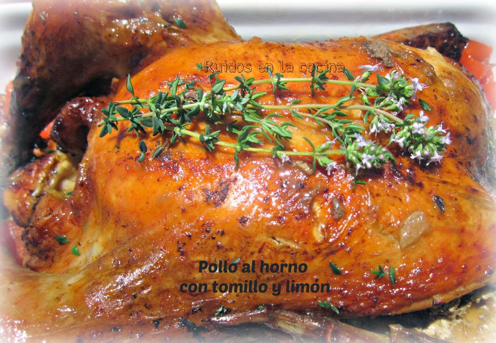 Ruidos en la cocina: Pollo al horno con tomillo y limón