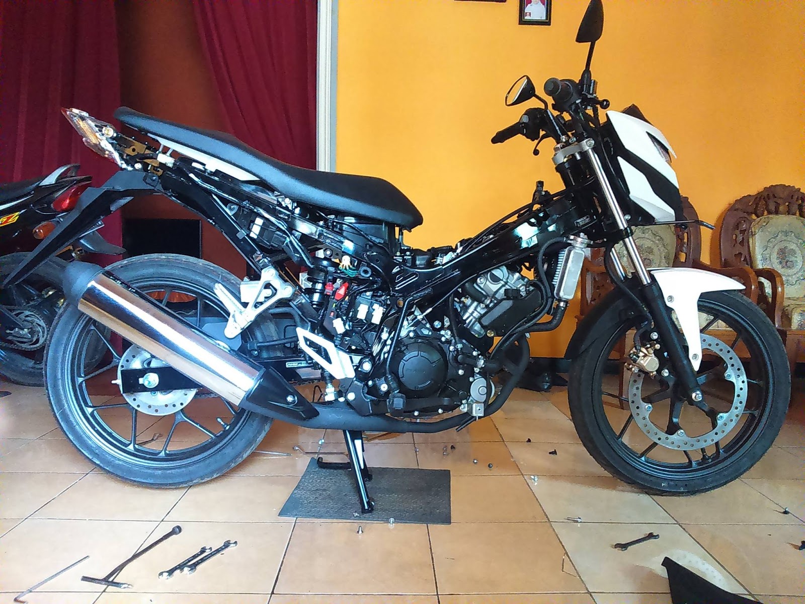 68 Foto Modifikasi Motor Sonic Keren - Trends Modifikasi Motor