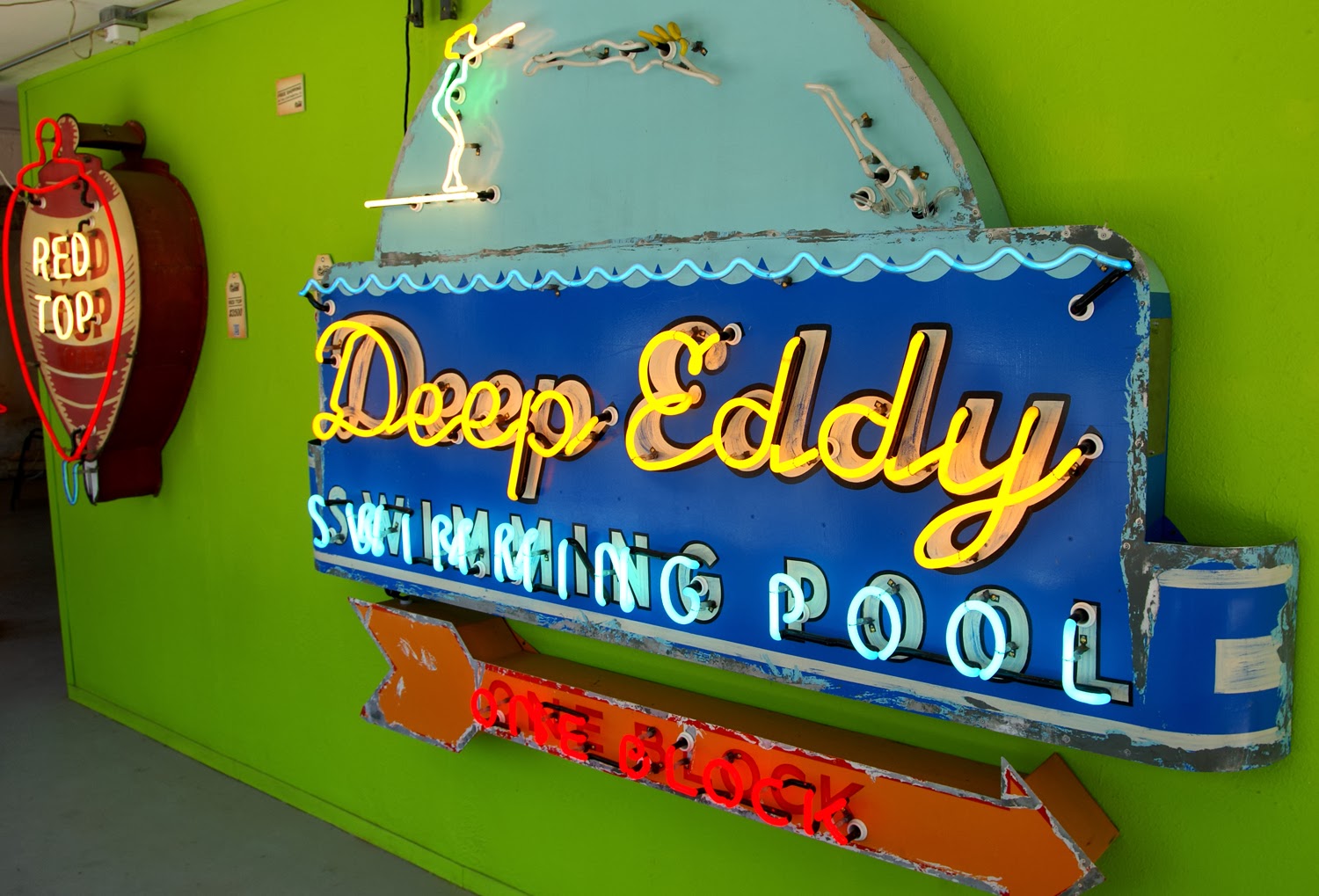 Annie's Artist Lookbook: Roadhouse Relics