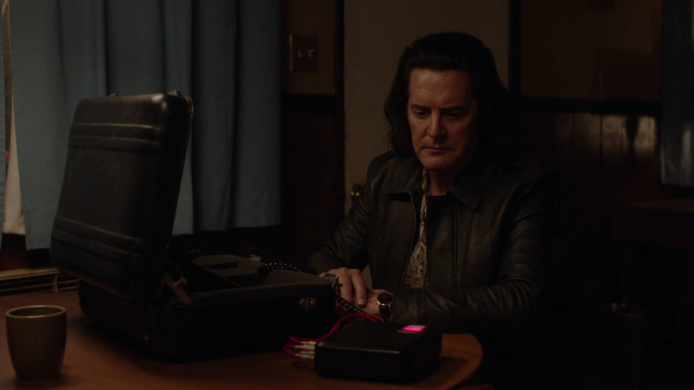 Lost in the Movies: FBI Agent Phillip Jeffries (TWIN PEAKS Character ...