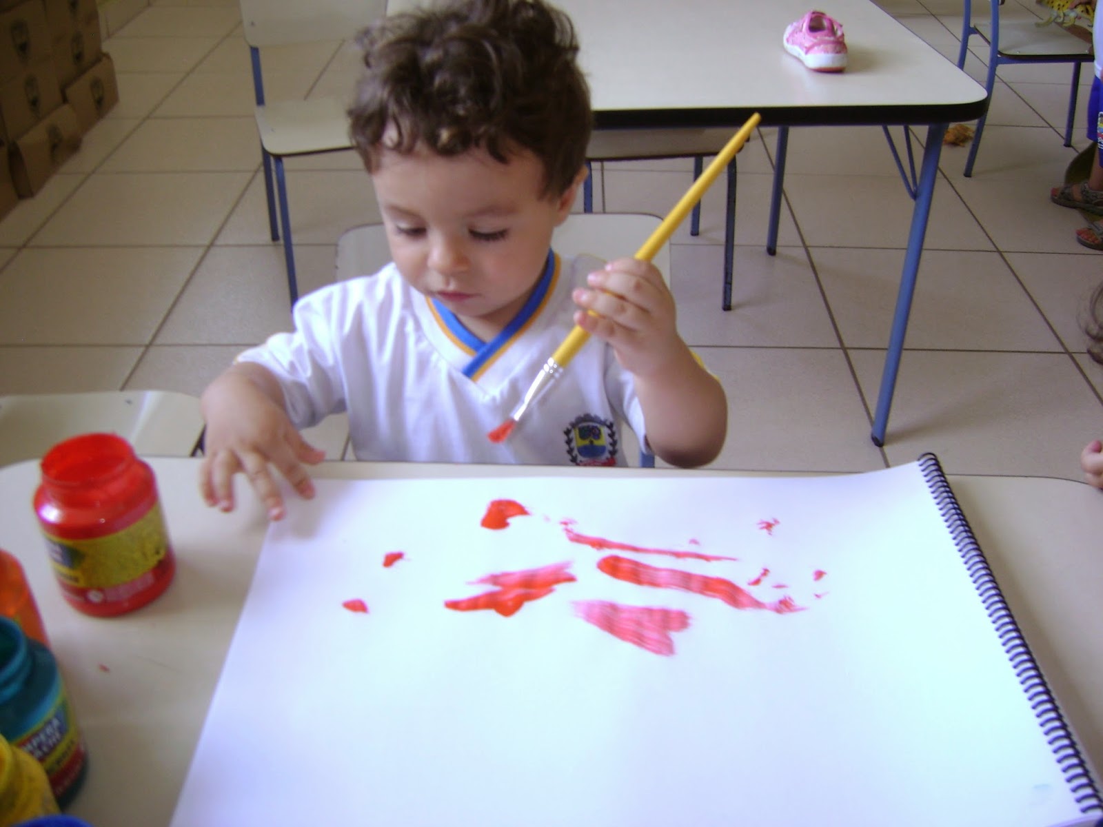 Escola Adalmir: lugar de criança feliz!: Pintura com tinta: minha cor ...
