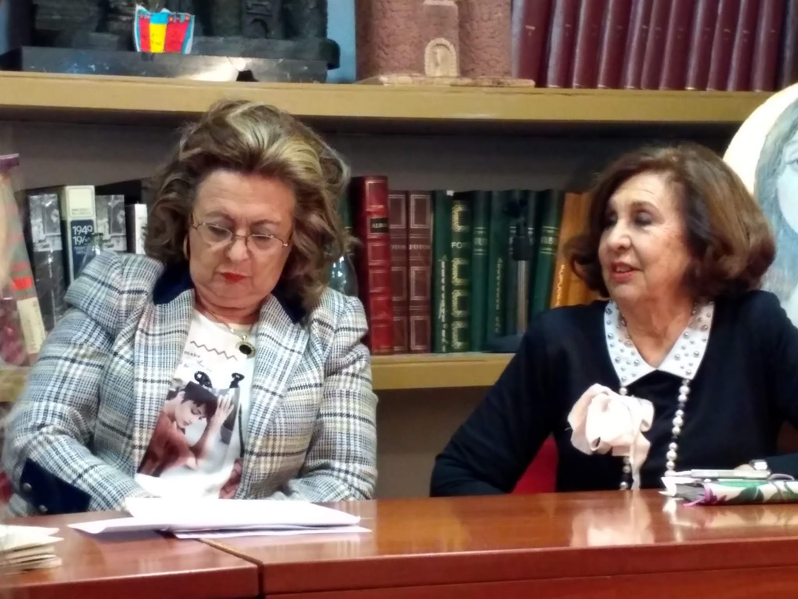 LA MIRADA ACTUAL: María Robles, radiante en su homenaje como artista visual