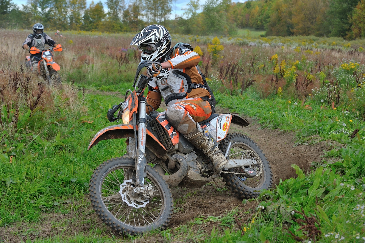 Perbedaan Dan Persamaan Antara Motor Grasstrack Dan Motorcross - Tips ...