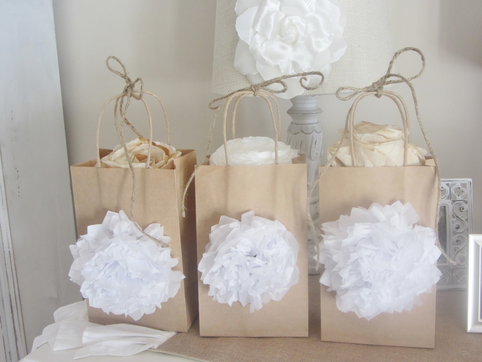 The Oppidan Escape: DIY: 9 Ways to Decorate With Colored Tissue Paper