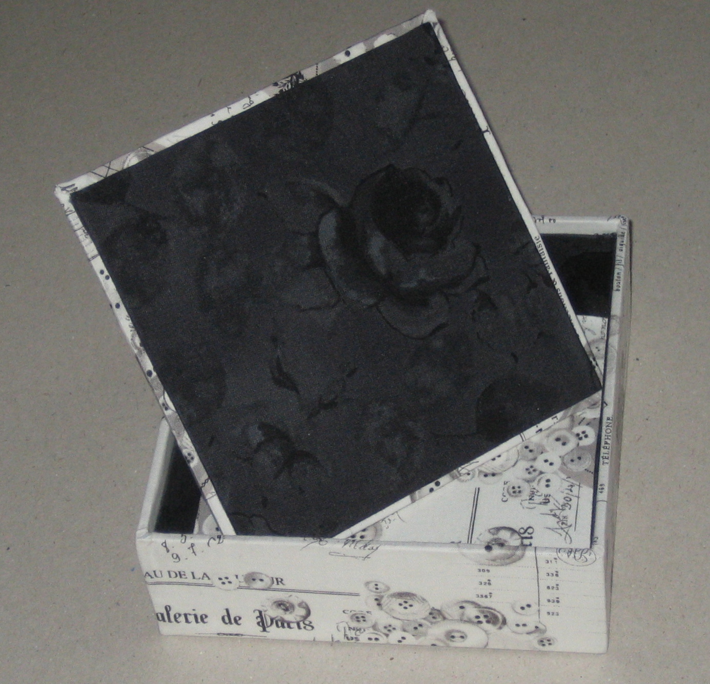 Cartonnage passion: Boîte avec couvercle emboité