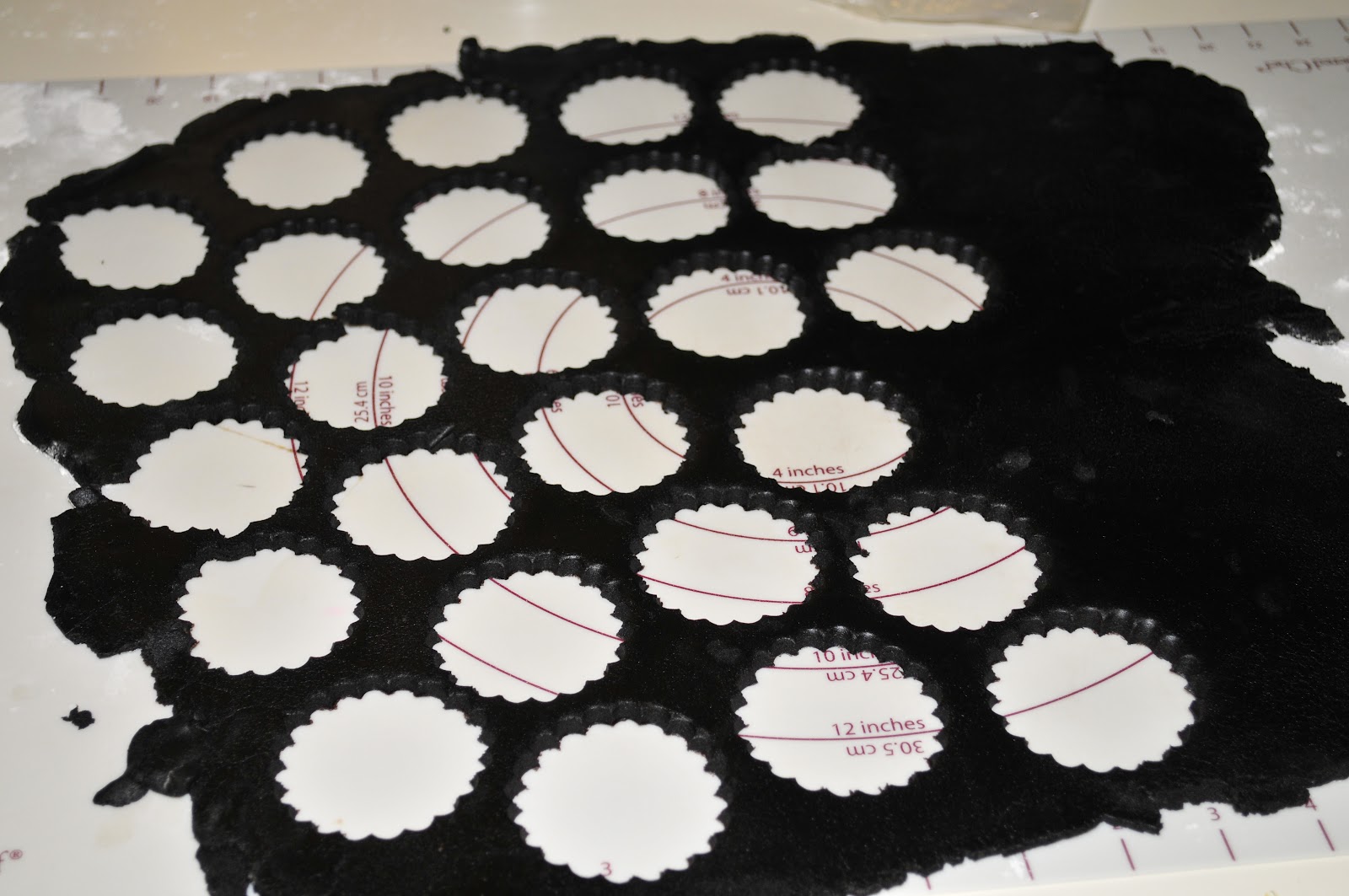 The Lovely Life of Lindsay: Homemade Oreos