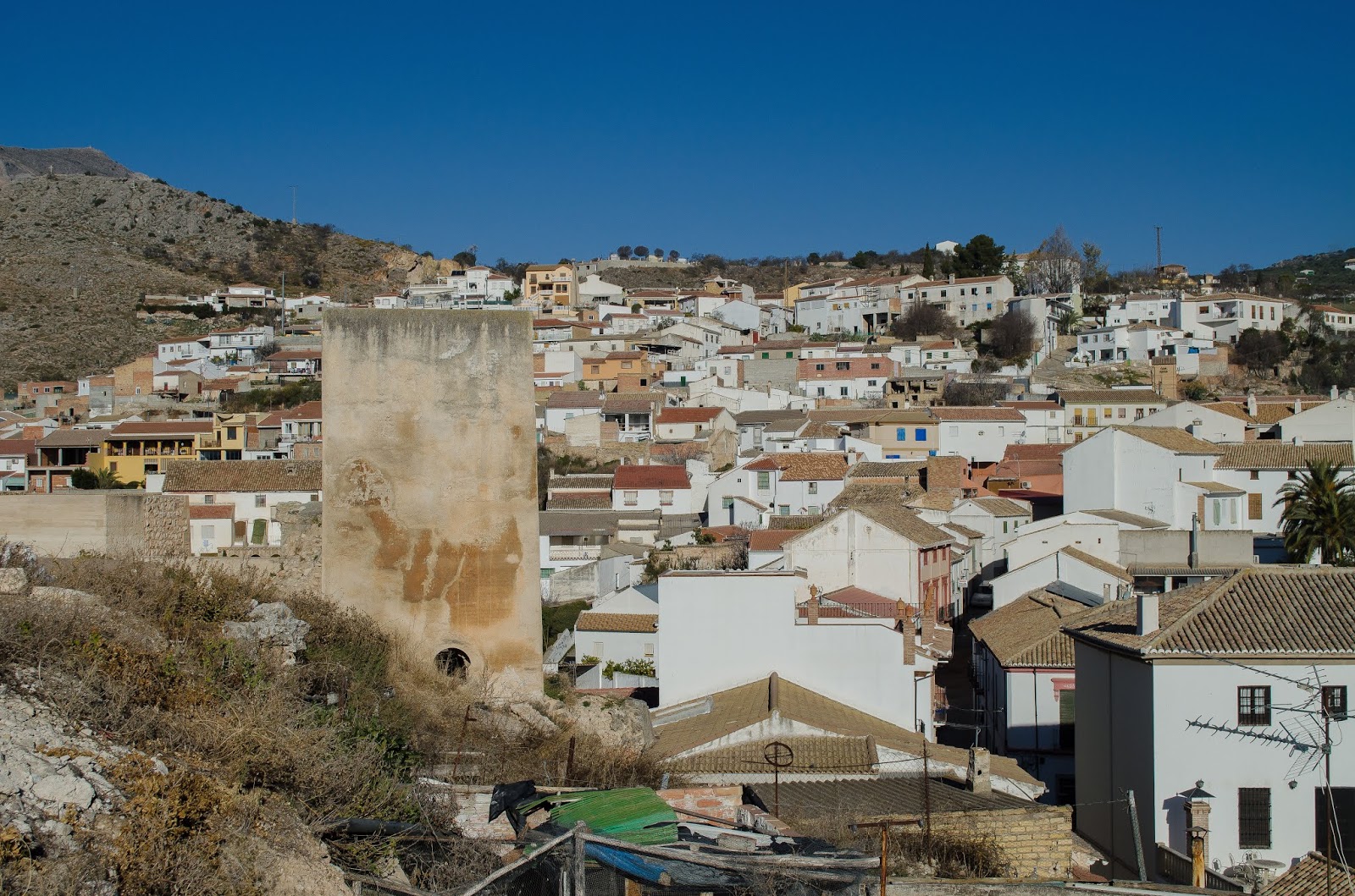 Lugares de Granada con encanto. : Castillo de Íllora.
