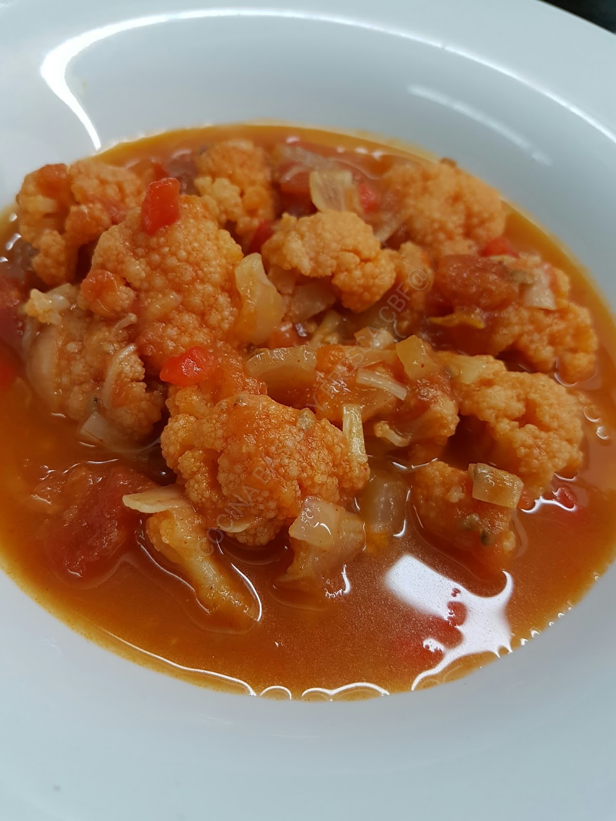 Cocina Basica y Fresca: COLIFLOR EN SALSA CBF