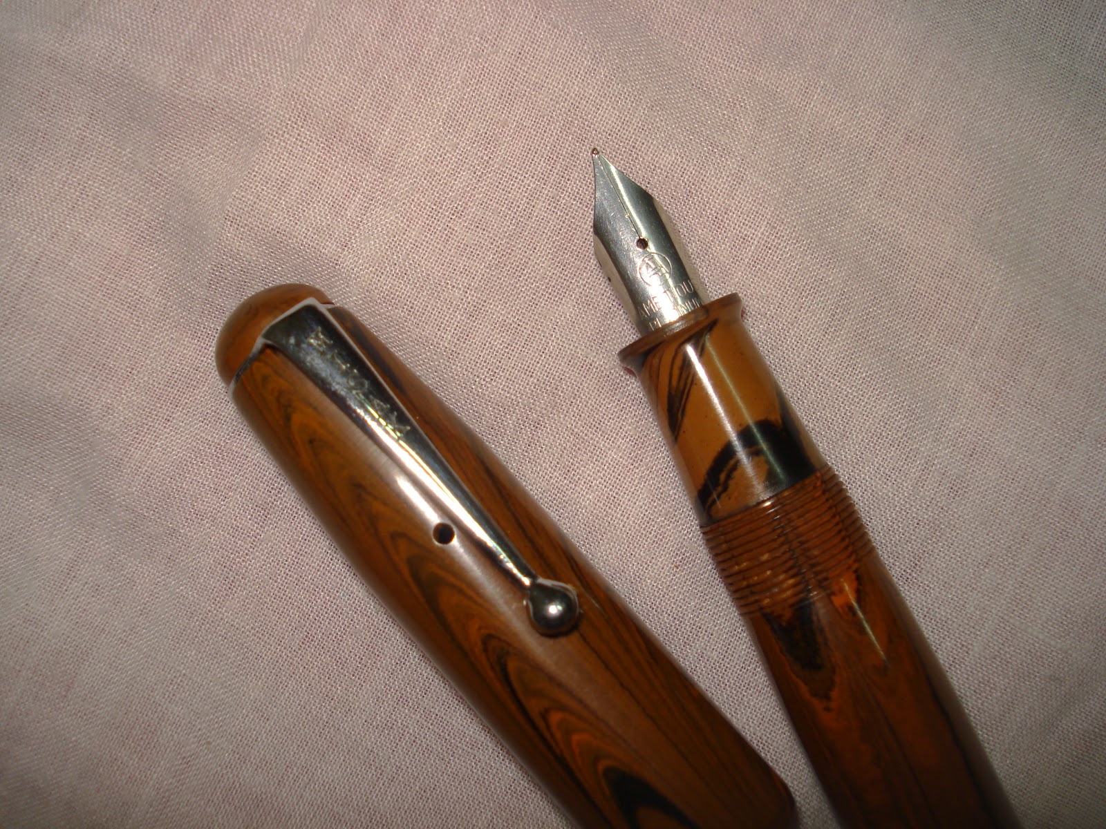 jaisiri: In search of the nostalgic MISAK Fountain Pen (in Hyderabad ...