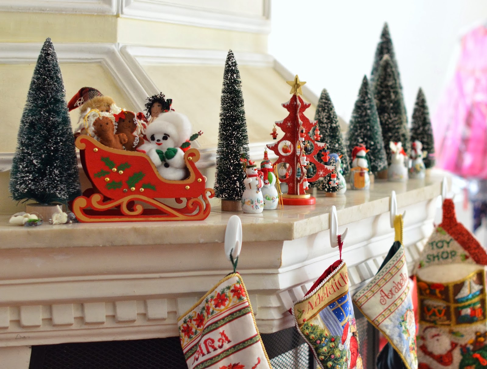 Our Yuppie Life: decorating for Christmas and other holiday musings