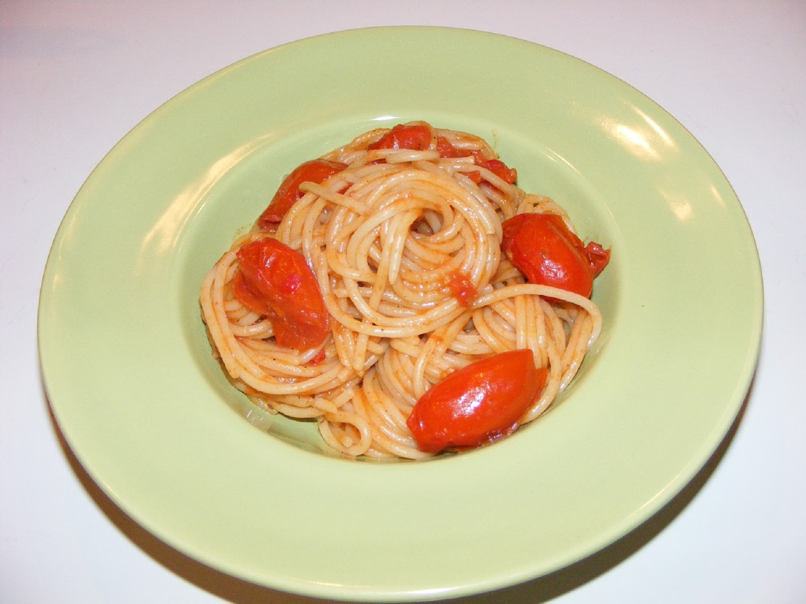 Paste cu rosii cherry | Preparatedevis.ro