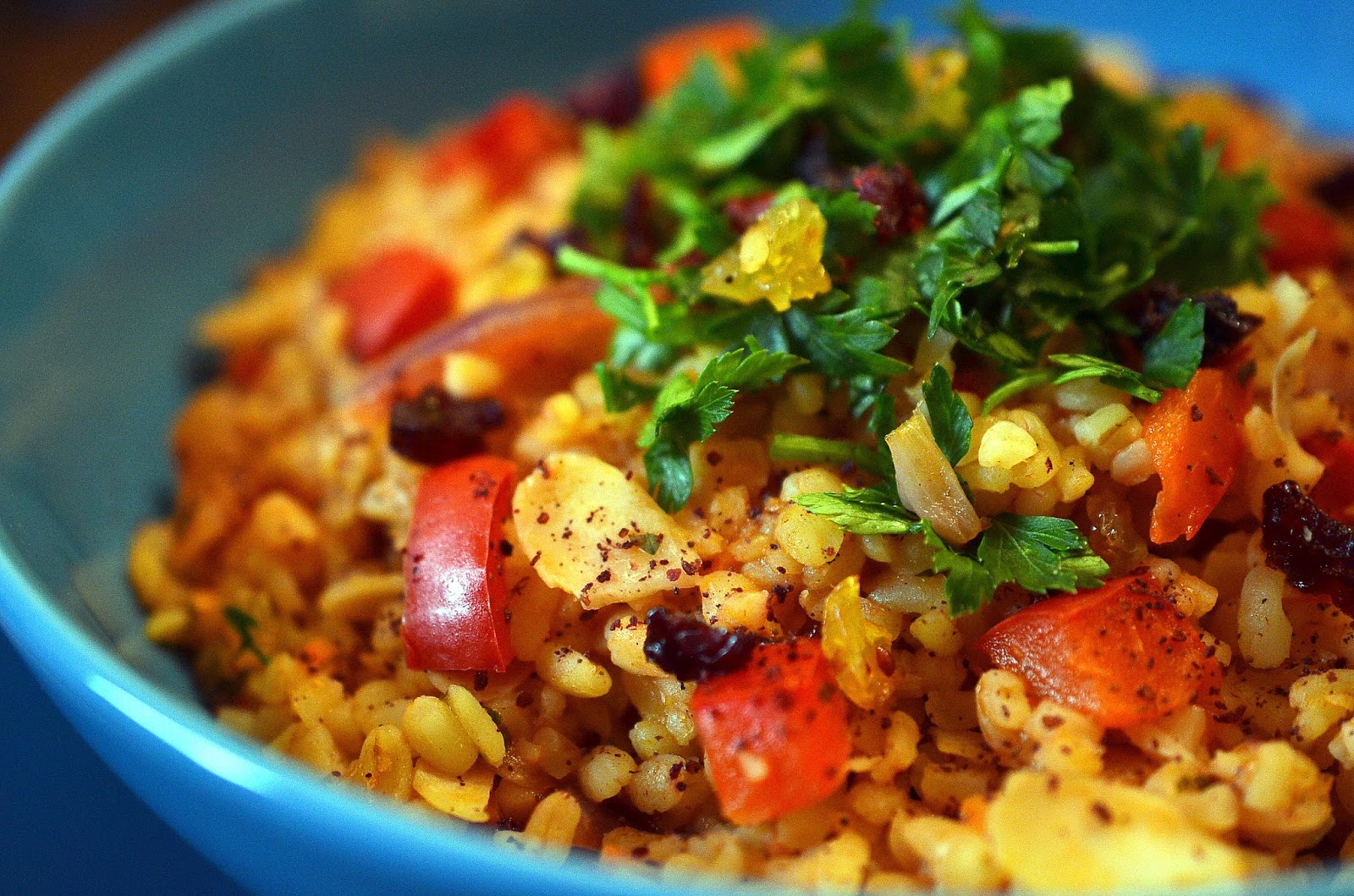 Bulgur cu legume si fructe deshidratate (de post)