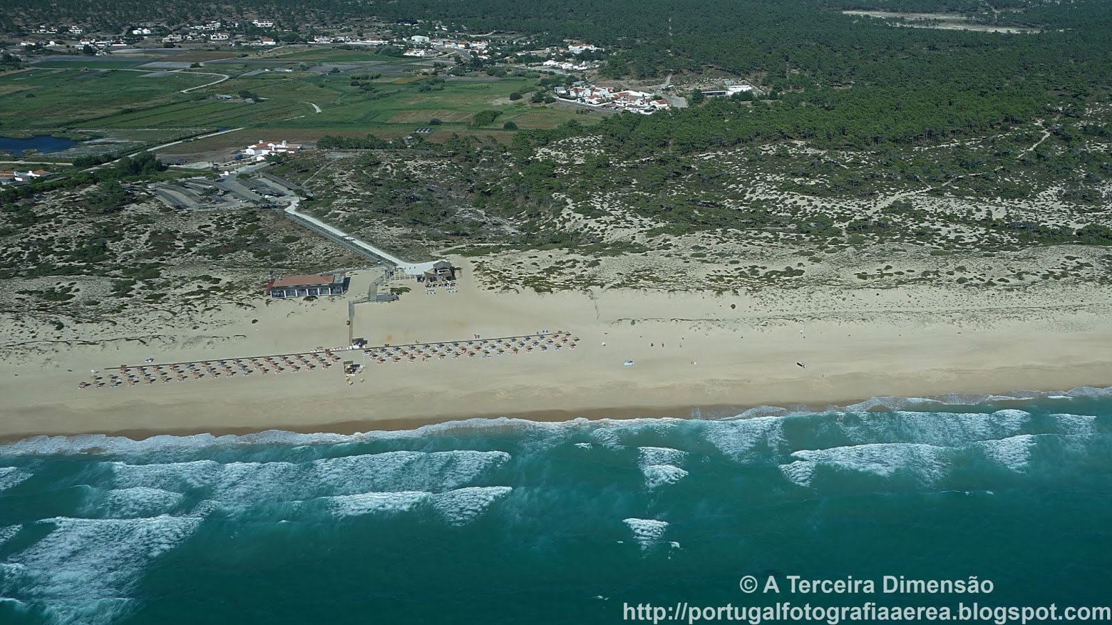A Terceira Dimensão: Praia do Pêgo