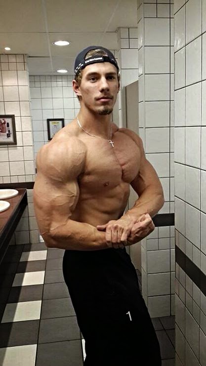 Fitness Best Physiques : Wayne Lucas