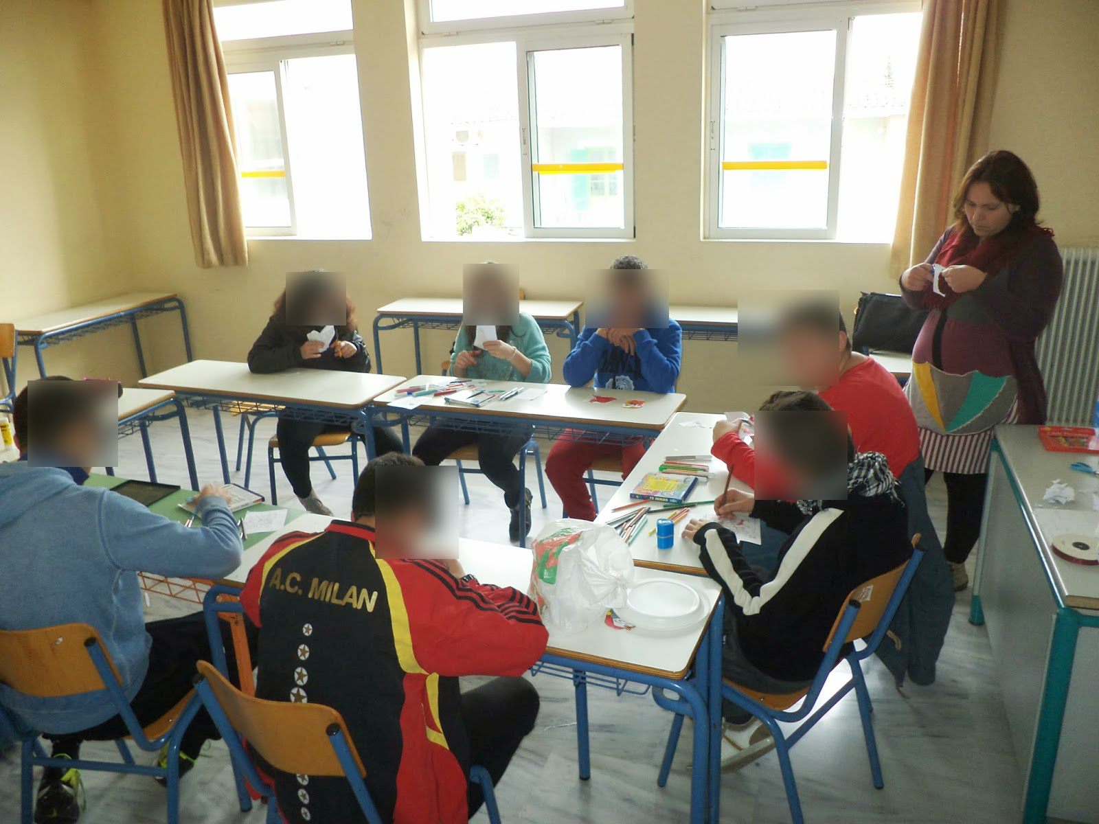 ΕΙΔΙΚΟ ΓΥΜΝΑΣΙΟ ΗΡΑΚΛΕΙΟΥ ΚΡΗΤΗΣ: Χριστουγεννιάτικες κατασκευές με κέφι ...