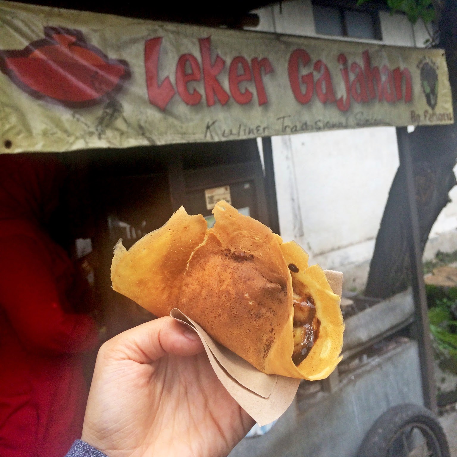 SURAKARTA : Leker Gajahan Bp. Fathoni ~ LOVE TO SHARE