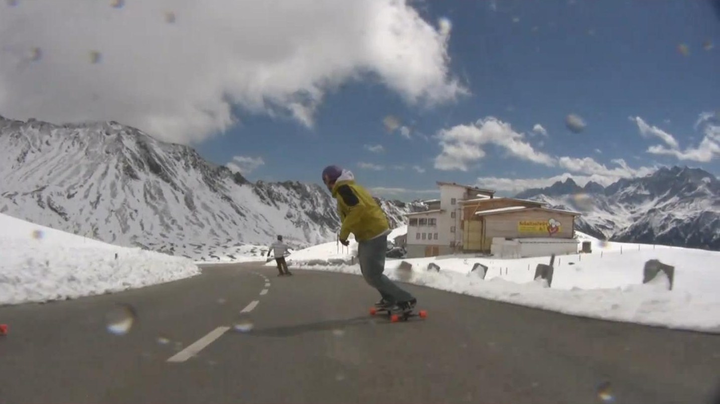 skateboard snowboard freebord longboard: freebord