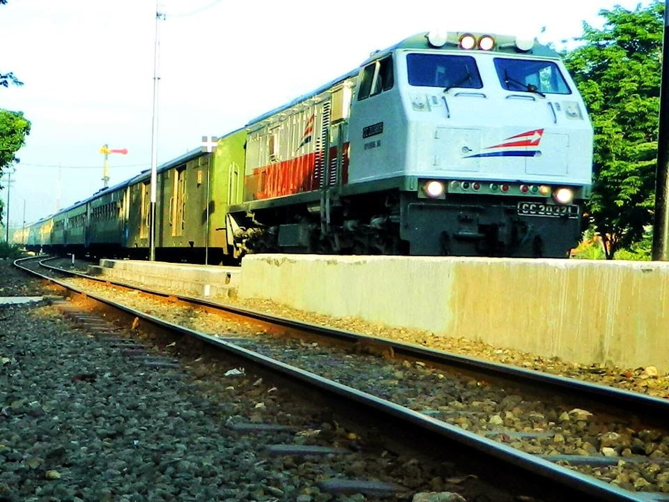 CC 203, MULAI TERGANTIKAN KUDA BEBAN | Sepur Sepurane